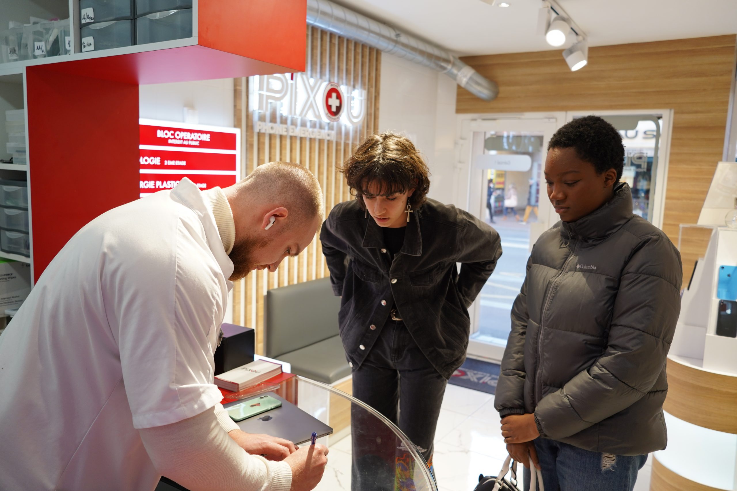 Pixou Phone Nice Gambetta : Réparation téléphone, tablette & PC